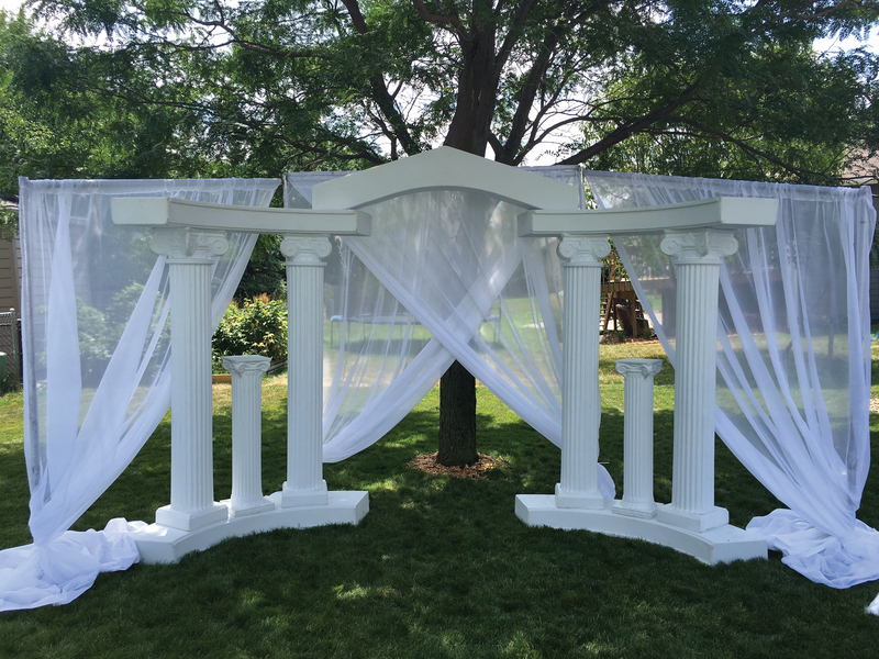 Gold Square Metal Arch | ABC Rentals Midwest